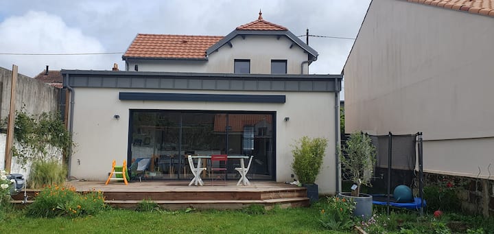 Lumineuse, Grand Jardin Et Terrasse Ensoleillée - Saint-Herblain