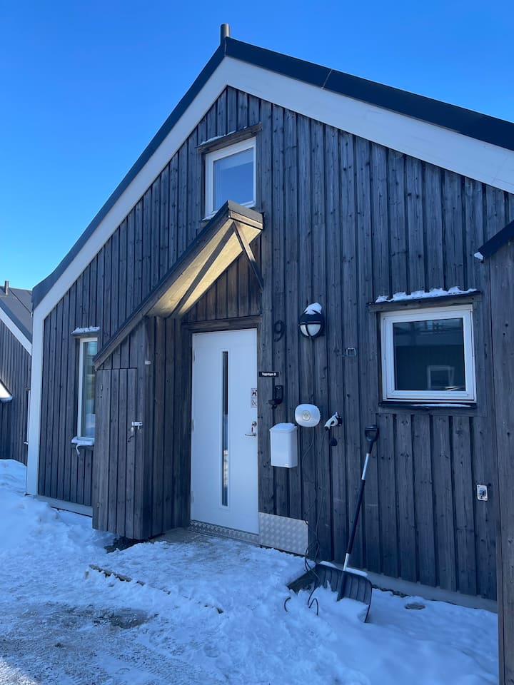 Ski-in/ski-out With Panoramic Views And Sauna - Järvsö