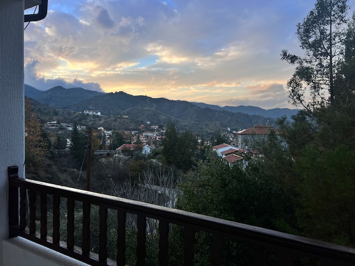 Artemis House - Галата