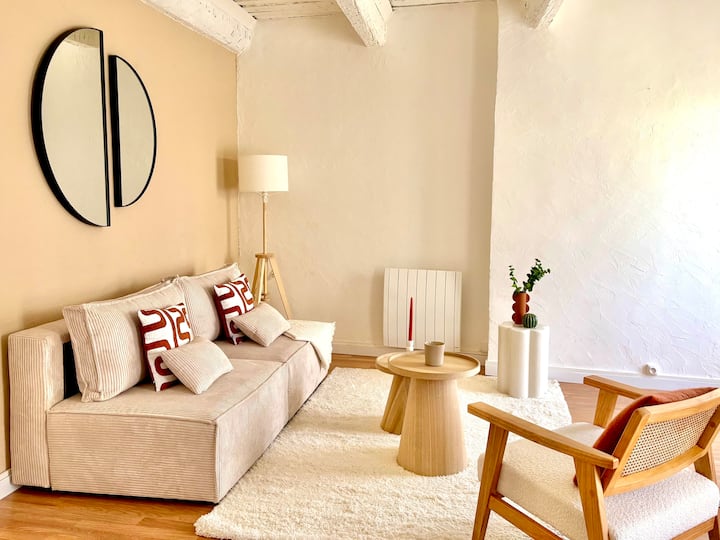 T2 Lumineux Balcon Ensoleillé Cœur Du Vieux-toulon - La Seyne-sur-Mer