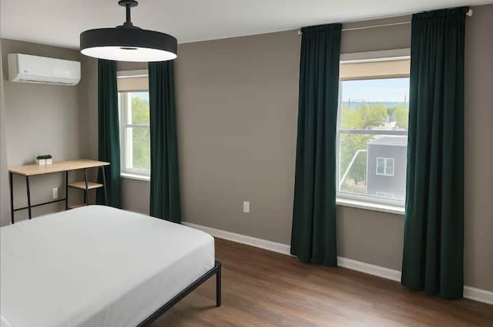 Charming Baltimore Apartment Near Ravens Stadium - Baltimore, MD