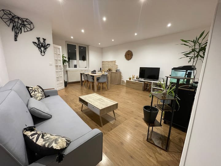 Maison Familiale Avec Terrasse Et Jardinet - Seclin