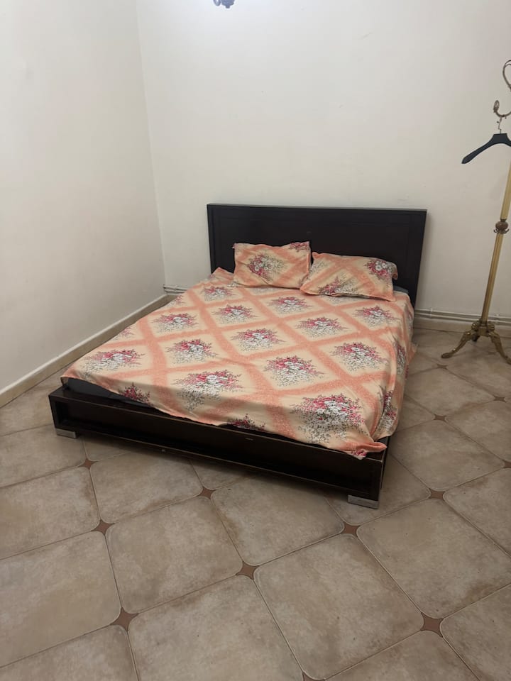 Appartement Dans Une Cité Calme - Constantine