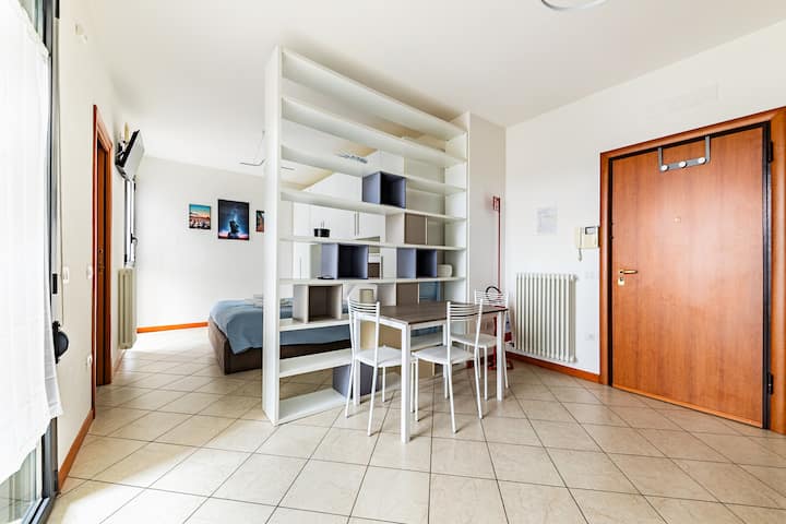 Moderno E Strategico Appartamento Comodo A Tutto - Forli