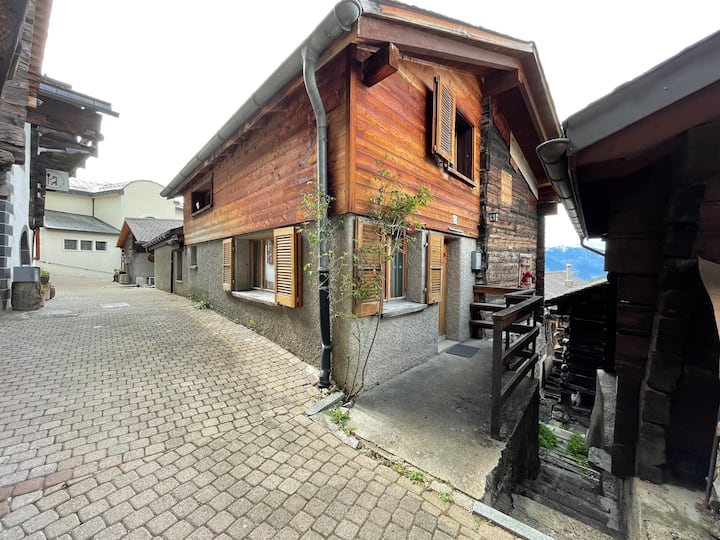 Chalet Typique - Loèche-les-Bains