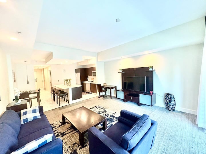 Provident Blue Doral 3 Bdrm 4 Bath - Doral, FL