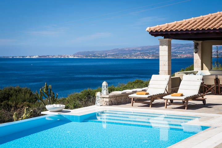 Armorel Platinum Villa
Luxury By The Sea. - Cephalonia