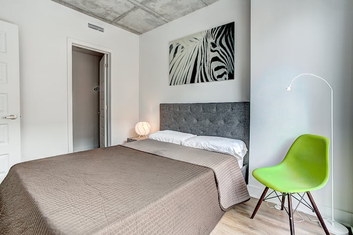 Modern & Cozy Apartment - Montreal