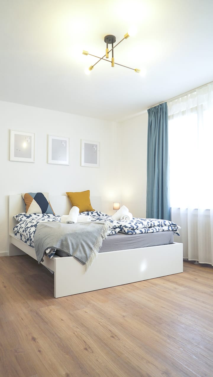 Modern Central Apartment In Düsseldorf - Düsseldorf