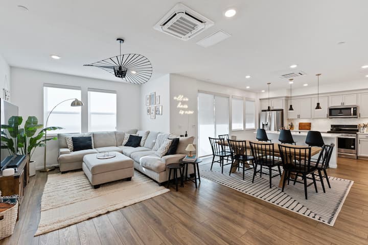 Townhouse In South San Jose 2 Bed/2 Bath - San Jose, CA