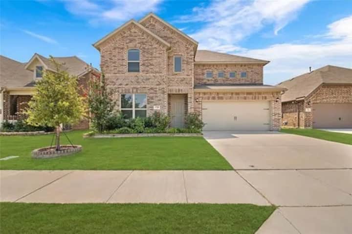 Fort Worth Hideaway - Roanoke, TX