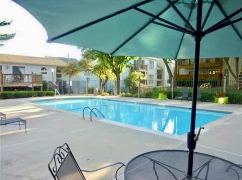 Appartement de 2 chambres à 15 min de Kansas City avec piscine Coupe du ...