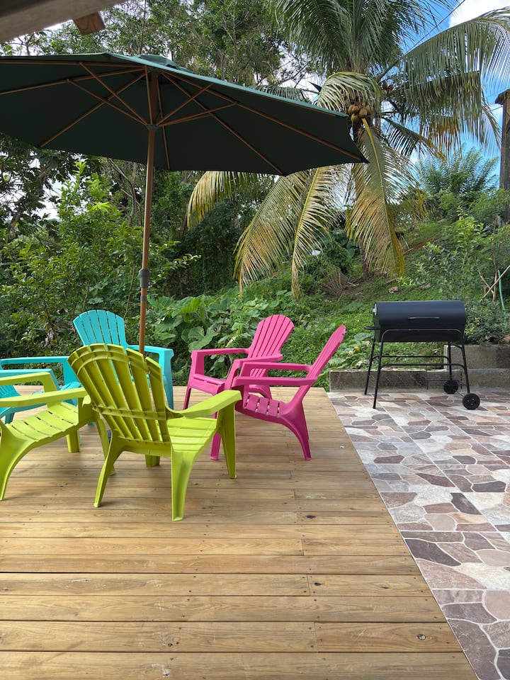 Maison Calme Avec Deck Et Grillade – Plage à 20 Mn - Martinique