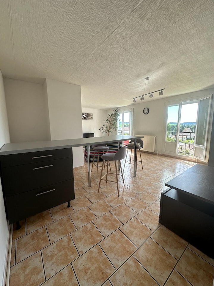 Maison Entièrement éQuipée - Aurillac