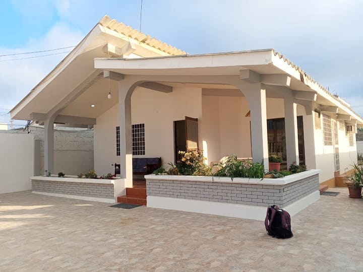 Casa Playera Con áRea Bbq - Salinas