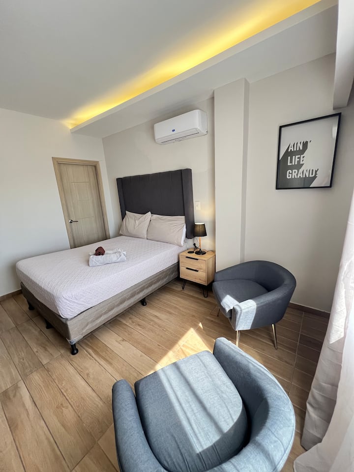 Hermosa Habitación Cedro, Aeropuerto Palmerola Xpl - Honduras