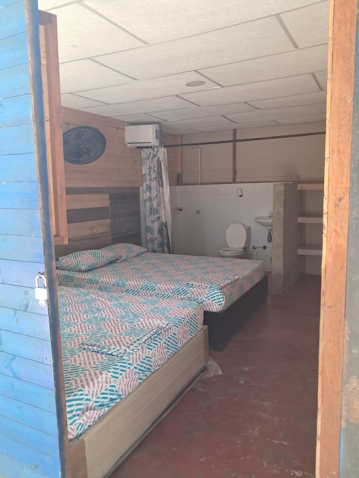 Habitacioned Tipo Zona De Campimg - Covenas