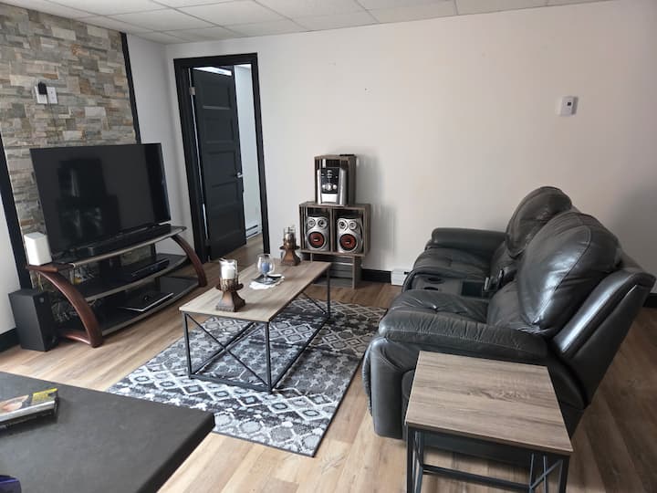 Casa Del Downtown Dolbeau Beach - La Tuque