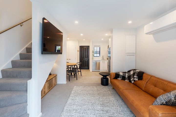 Central Christchurch Retreat | Premium 2br 2ba - Christchurch