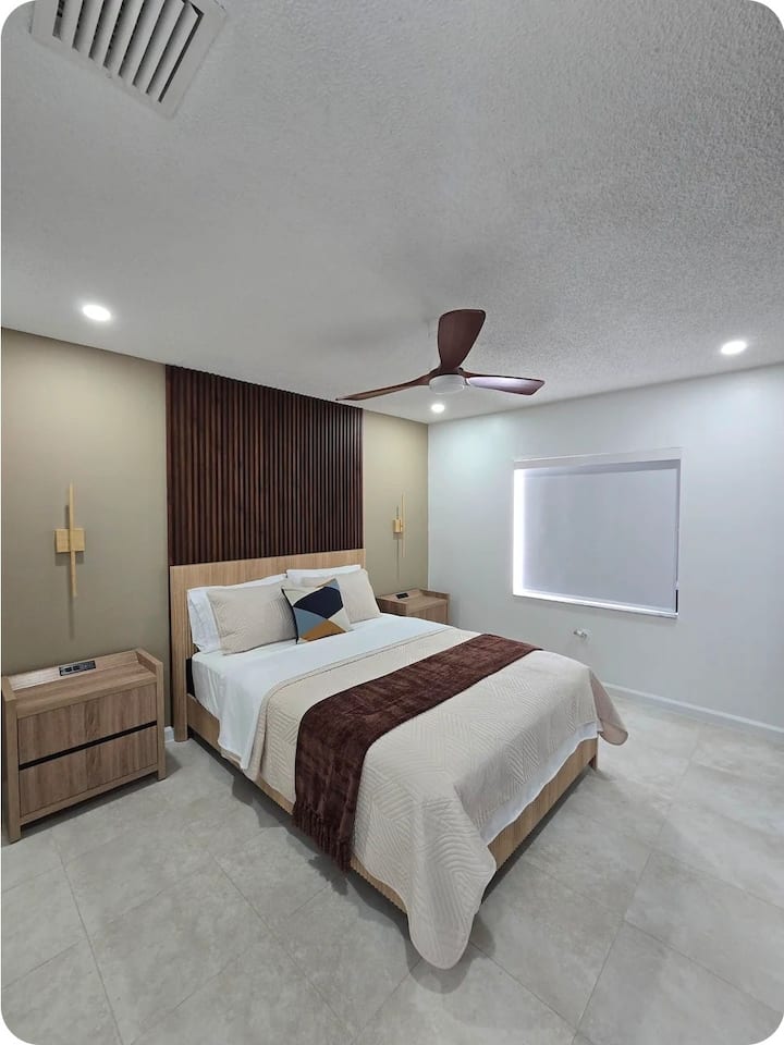 Private Room In Home · Shared Bathroom · Miami - Miami