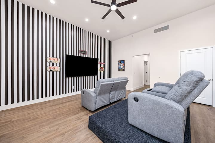 Movie Night Townhouse Near Uofa Epic - Tucson, AZ
