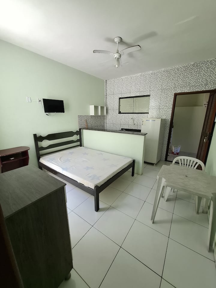 Linda Kitnet Mobiliada A 150m Da Praia. - Campos dos Goytacazes