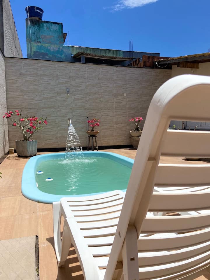 Casa Com Piscina 3qts Com Suíte Até 10 Pessoas - Vila Velha