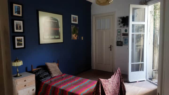 Private Room In Heritage Apartment - Best Location - Montevideo