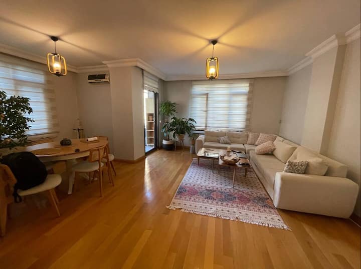 Merkezi Ve Sakin - Istanbul