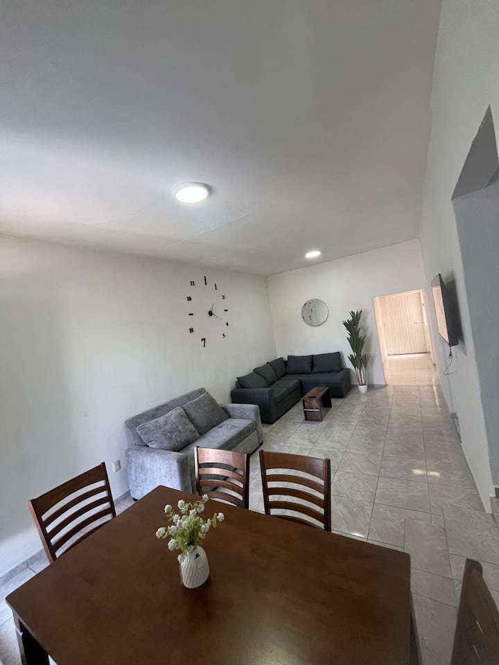 Suite Tipo Hotel Cafetera+ac+check-in 24/7+netflix - Guadalajara, México
