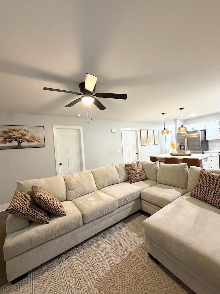 The Lowliner At West 3rd - Wichita, KS