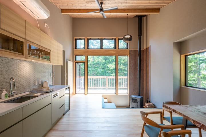 サウナ・焚き火・Bbq付き｜森と雪に包まれる一棟貸しヴィラ・ニセコアンヌプリ - Niseko