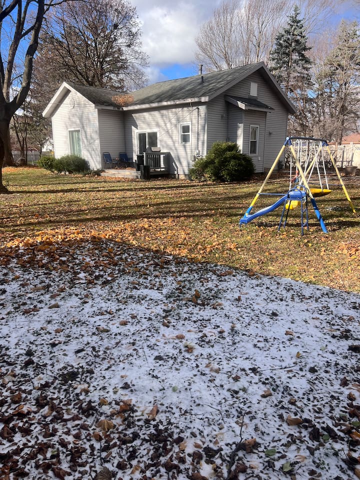 Cozy N Convienant - Mount Pleasant, MI