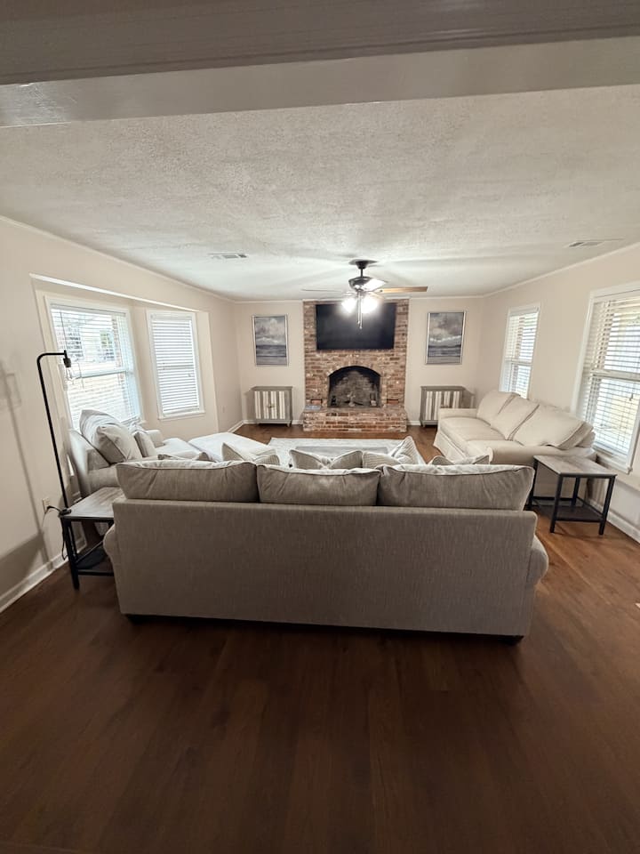 Modern Prattville Retreat – 17 Springs - Rtj Golf - Millbrook, AL
