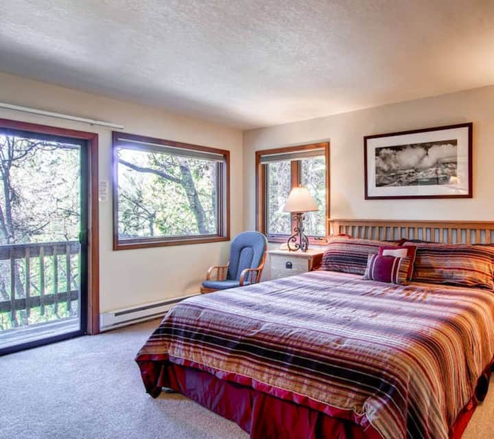 Yosemite Vista House - ヨセミテ・バレー, CA