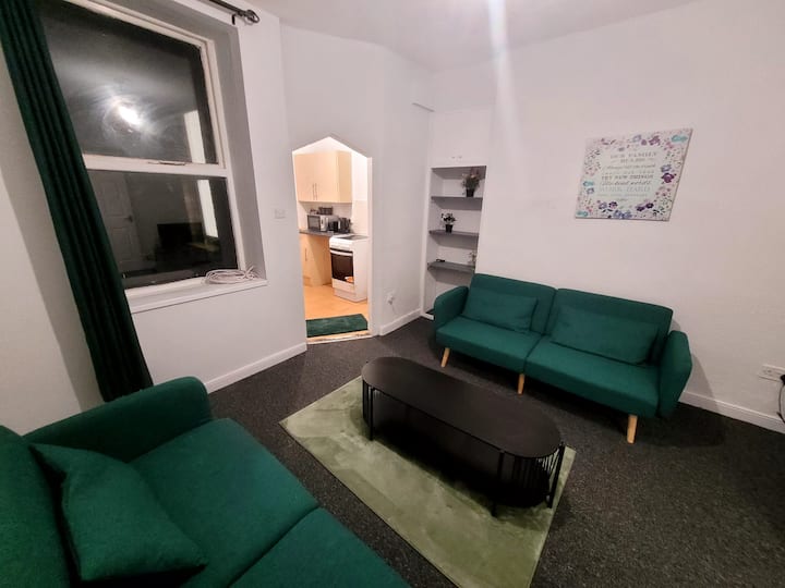 20 Minutes Away From The Lakes 4 Guest Property - Barrow-in-Furness