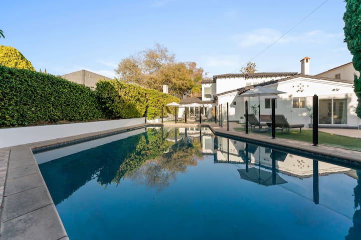 Unmatched Luxury Rodeo Stay | Walk To Rodeo Dr - Ladera Heights, CA