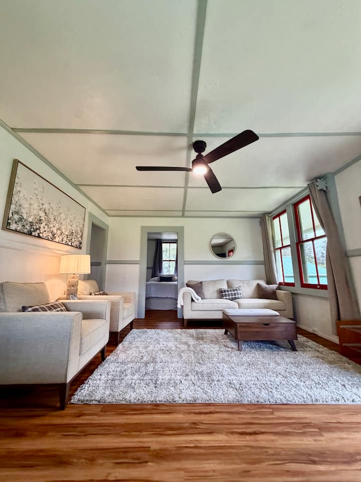 Volcano Upstairs Suite - Volcano