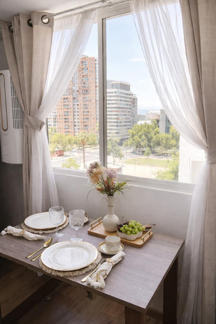 Refugio Moderno En El Corazón De Santiago. - Chile