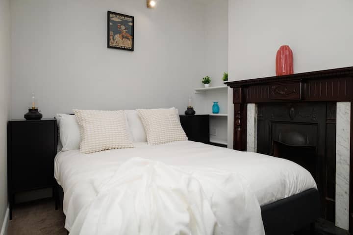 Central Double Bedroom In Fontenoy St. - Dublin