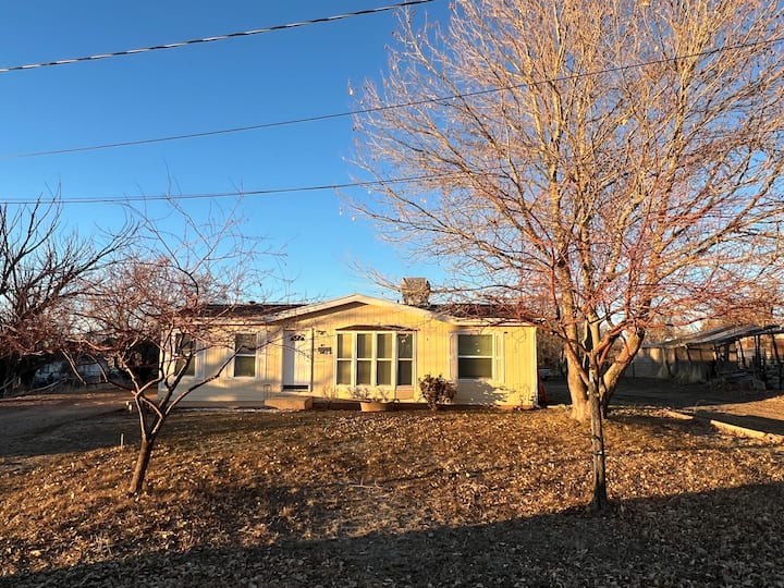 Grandma’s Cottage - Little Salt Lake, UT