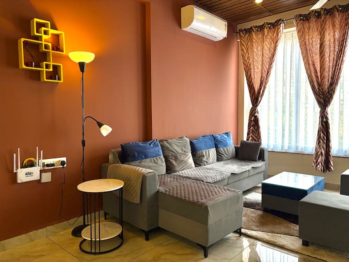 Aesthetic Cozy 2bhk Apartment Chogm Road Goa - Goa