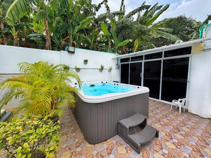 Chalet Sarie Bay Con Jacuzzi - San Andrés