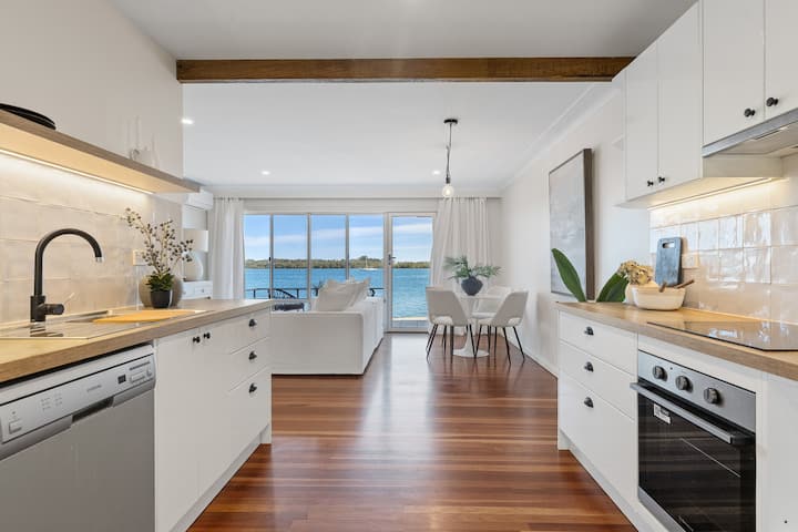 Townhouse In Ballina On The River - Ballina