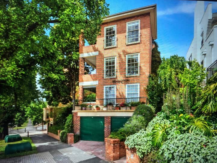 Whole One Bedroom Apartment, In A Perfect Location - Cremorne