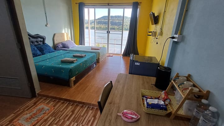 Ubon Fishing Guests House - Khong Chiam District