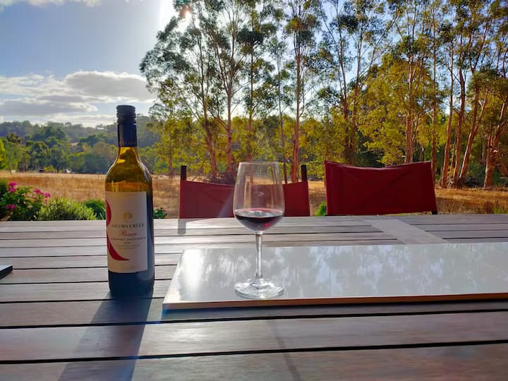 Luxury Forest Retreat | Sleeps 11 | 5 Mins To Town - Bridgetown