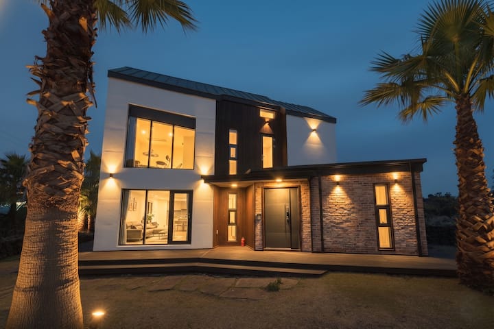 2-floor Private House For Big Families & Groups - 濟州市