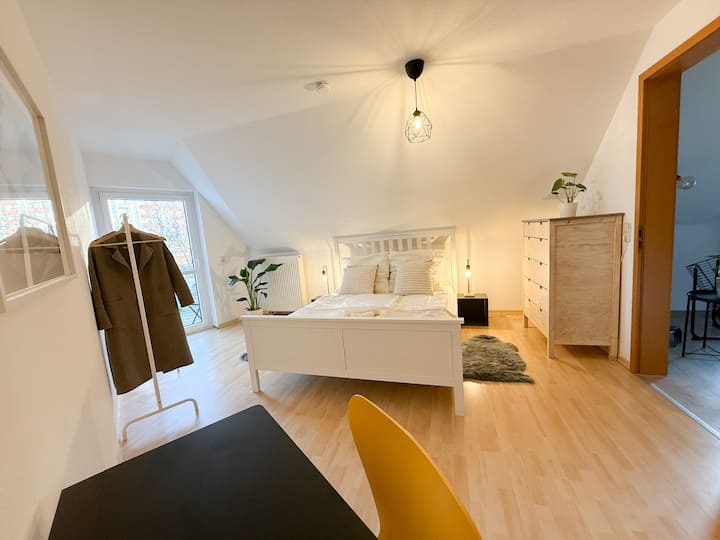 Maisonette Wohnung, Große Gruppen, Zentral - Neu - Erfurt