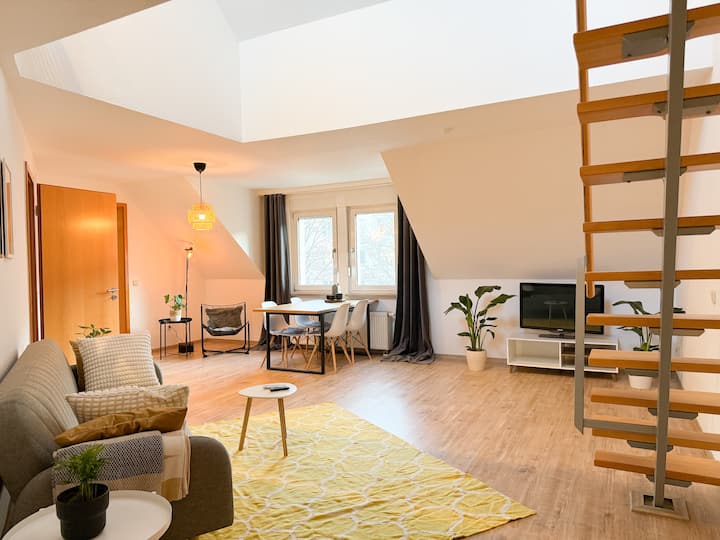 Maisonette Wohnung, Große Gruppen, Zentral - Neu - Erfurt